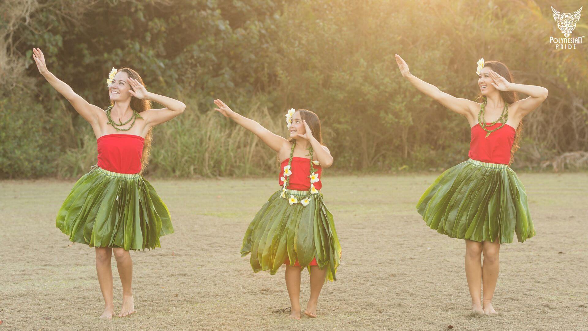 Women's Hawaiian Attire: How To Dress Like A True Hawaiian