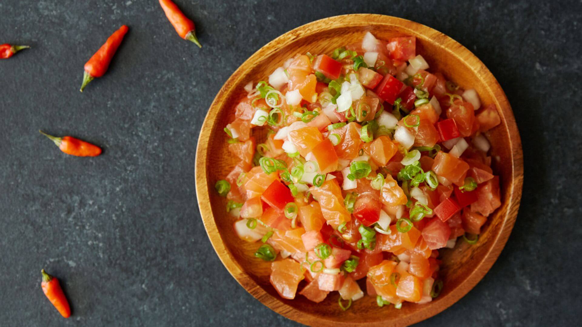 10 Traditional Hawaiian Food: Iconic Dishes and Rich Culture - Polynesian Pride Blog