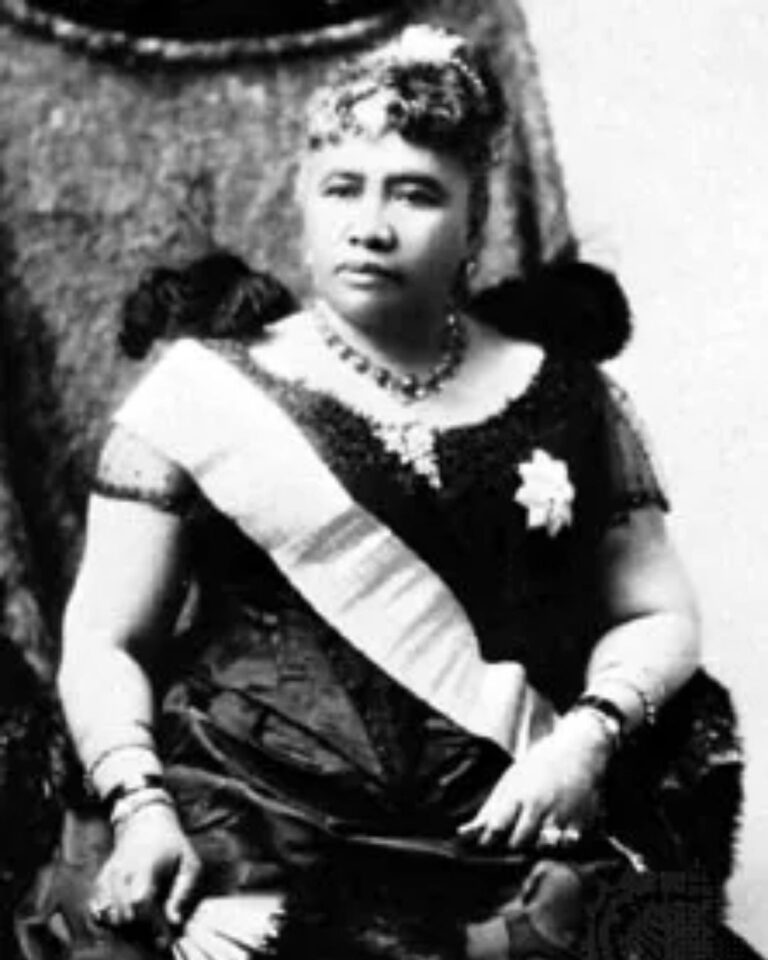 17 Famous People from Hawaii: Inspiring Stories of Success - Polynesian ...