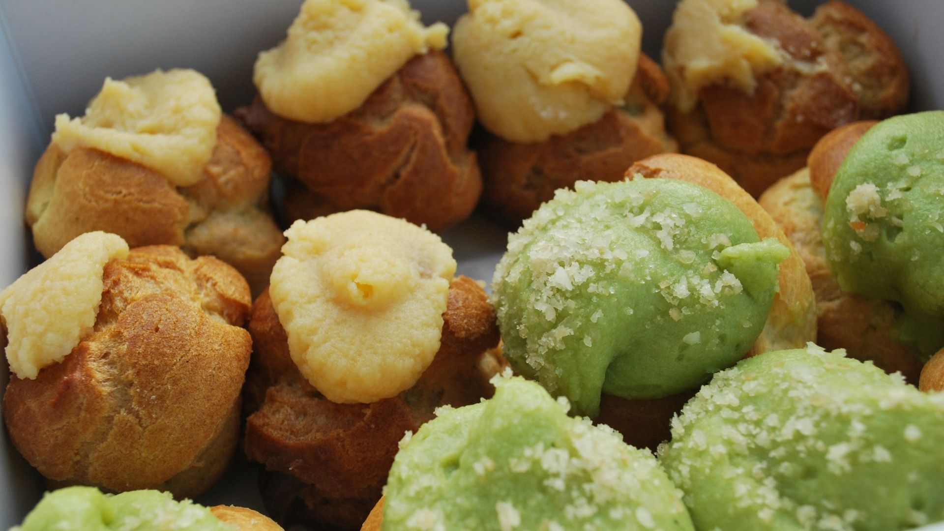 24 Popular Hawaiian Foods You Must Try On Your Next Trip