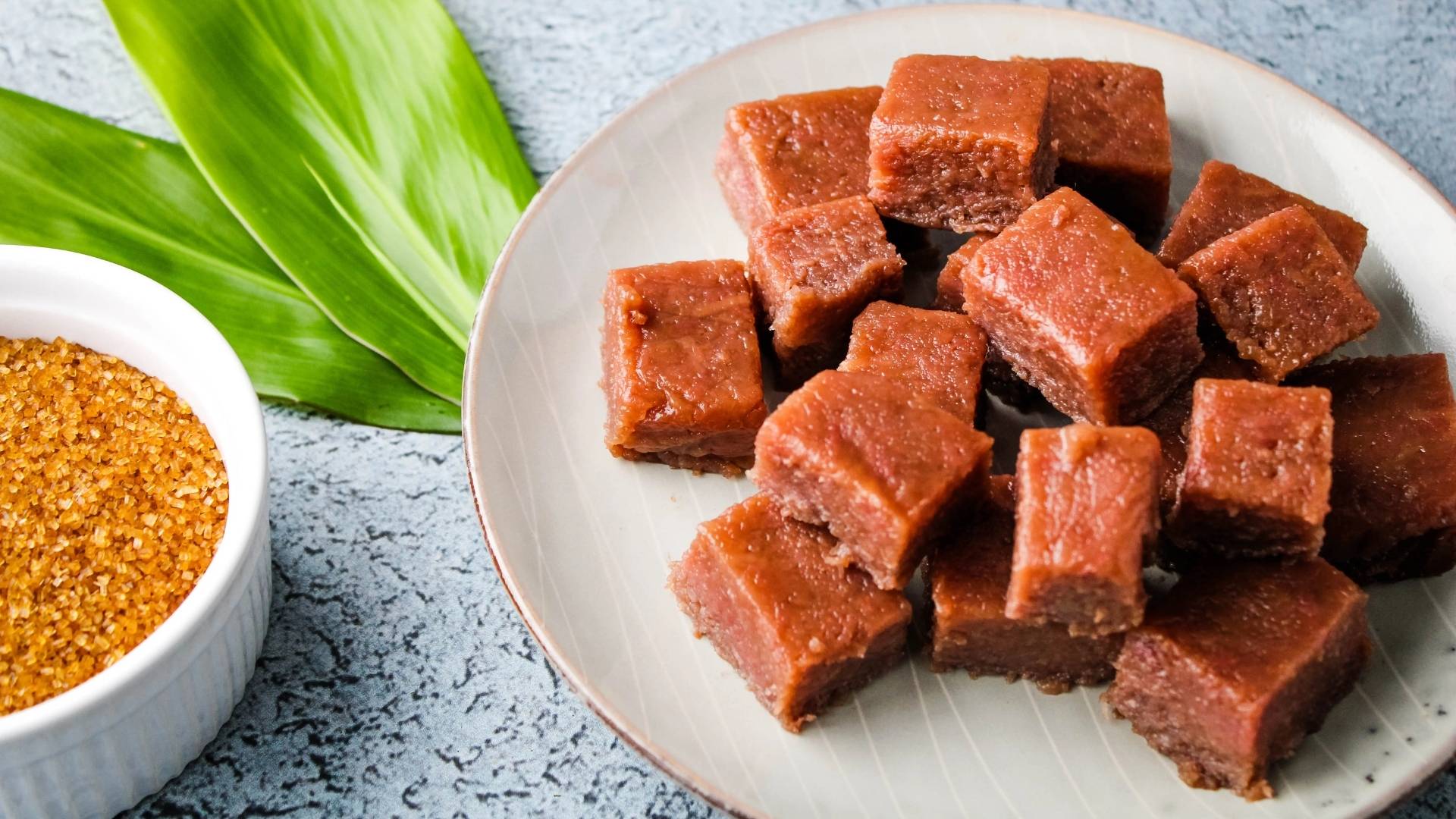 Hawaiian Luau Foods You Cannot Miss at Any Aloha Feast