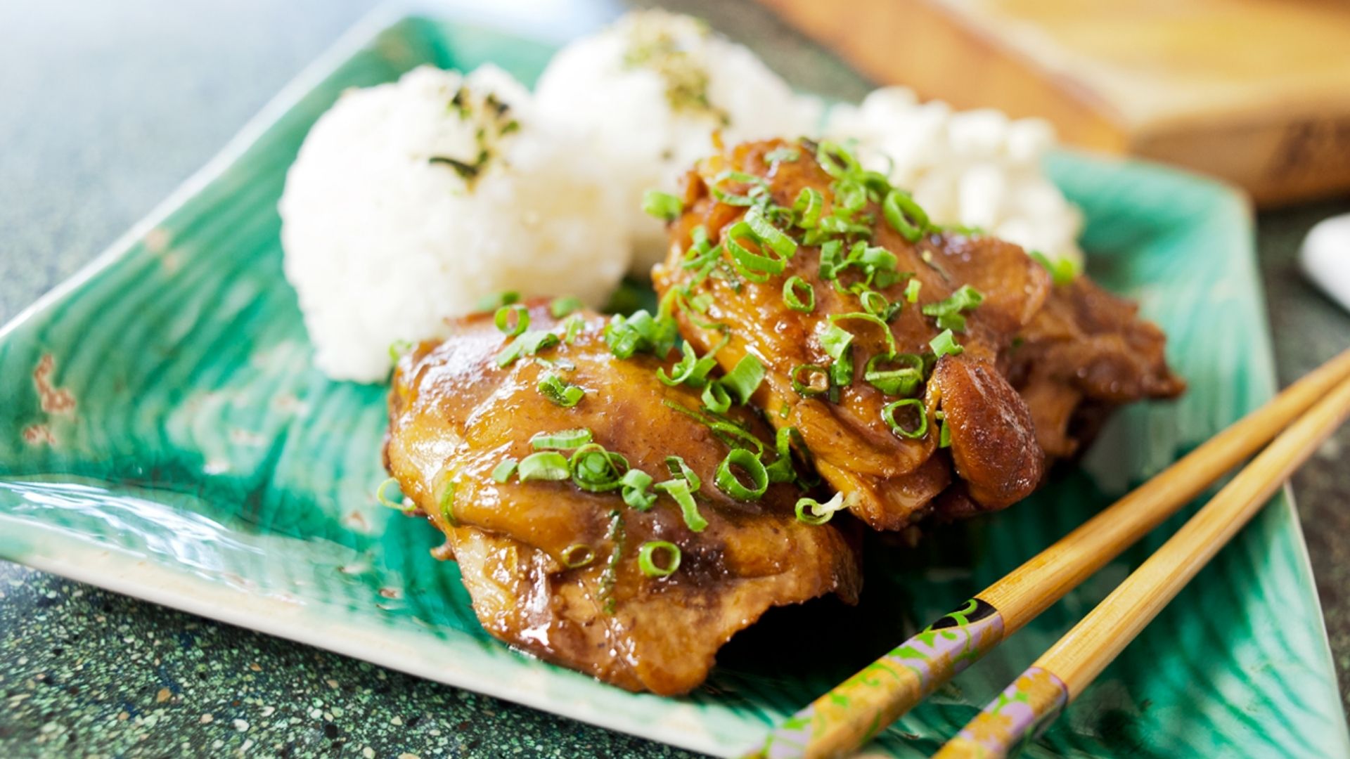 Hawaiian Luau Foods You Cannot Miss at Any Aloha Feast