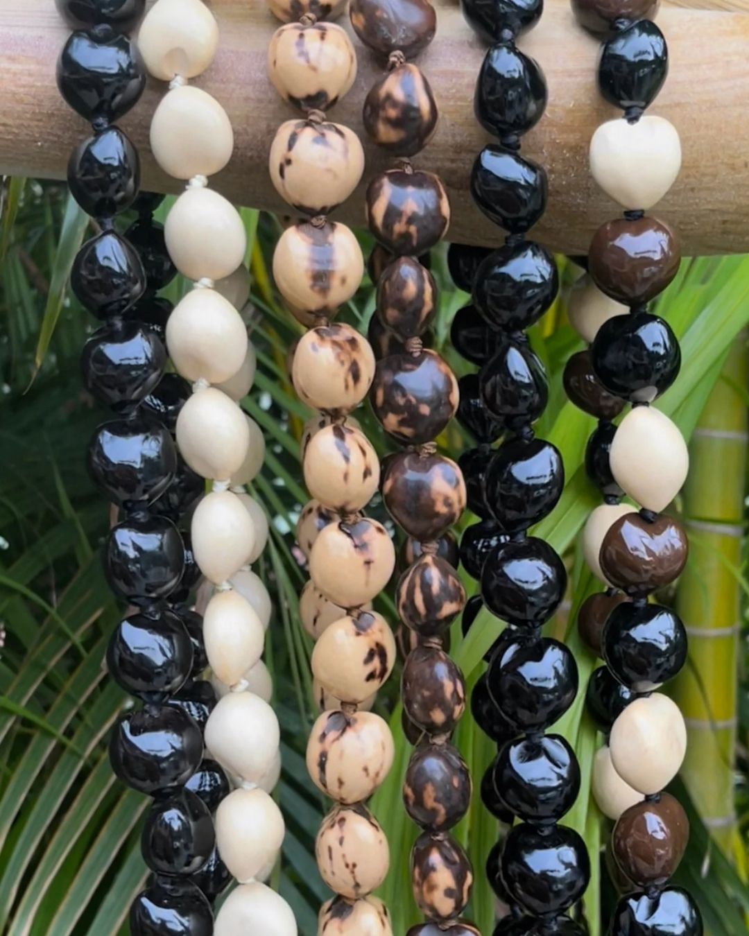 Women's Hawaiian Attire: How To Dress Like A True Hawaiian