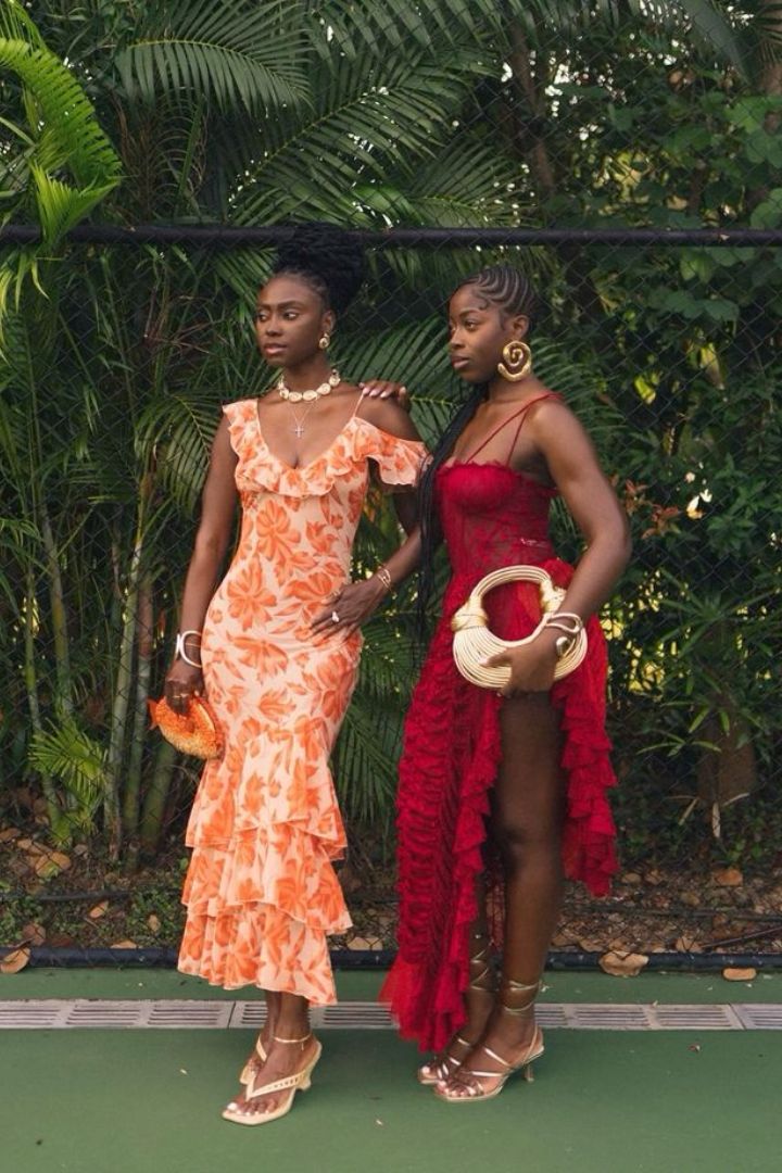 Hawaiian Dress for Party: How to Style Your Best Look?